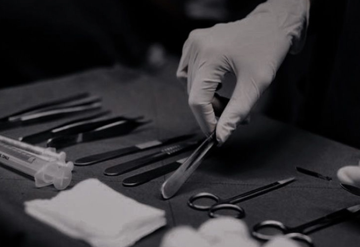 タトゥー除去で跡を残したくない方必見!跡を残さない方法を徹底解説! - タトゥー除去専門の美容クリニック ziz CLINIC ―ジズクリニック―